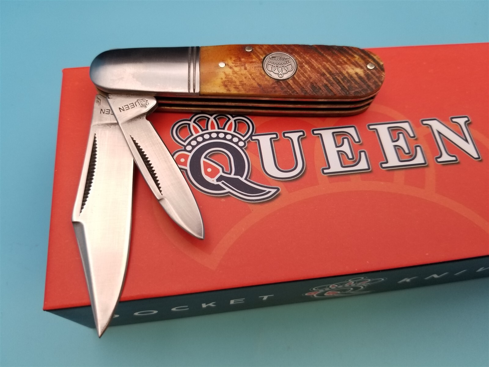 Queen Cutlery Knives - Old Pocket Knives