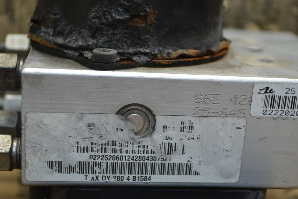 2005 Dodge Magnum ABS Pump Control OEM 25092543083 Module 309-10A6 | eBay