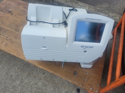 Life Technologies Ion Torrent Personal Genome Machine - Model 7467 (REF ...