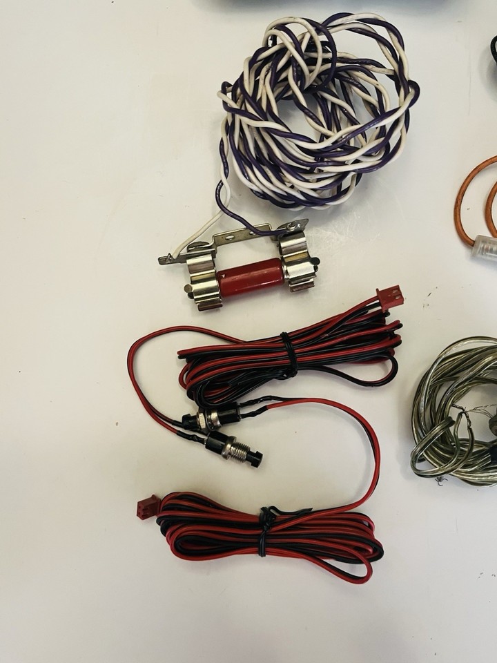 MODEL TRAIN WIRE/FUSE/SWITCHES MISCELLANEOUS LOT. SOME NEW, SOME USED ...
