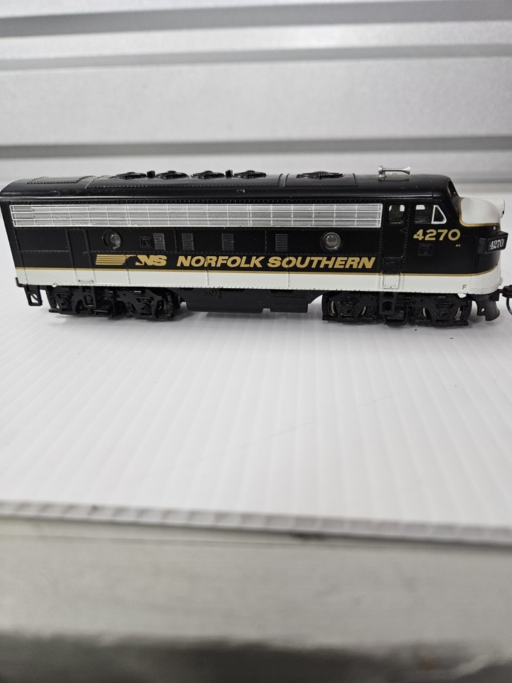 Bachman HO Scale Norfolk Southern F7 Locomotive Untested | eBay