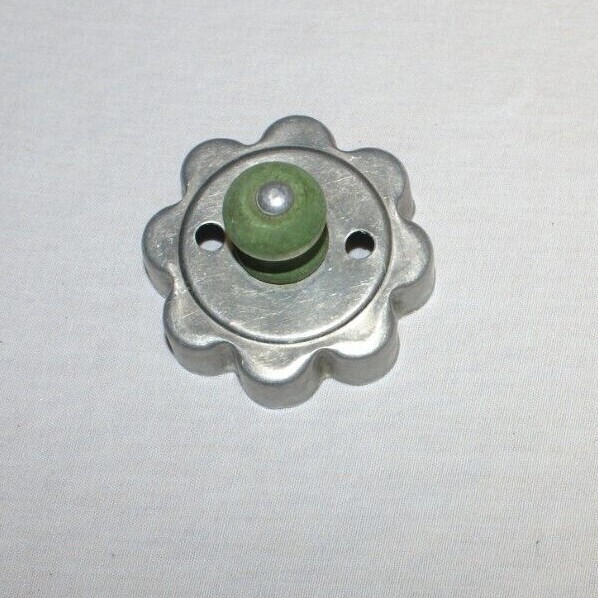 VTG Cookie Cutters Easter Spring Rabbit Duck Chick Bunny Egg Cross ...