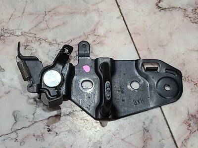 2014-2018 OEM INFINITI Q50 HYBRID TRUNK LID STRIKER REAR BACK LOWER ...