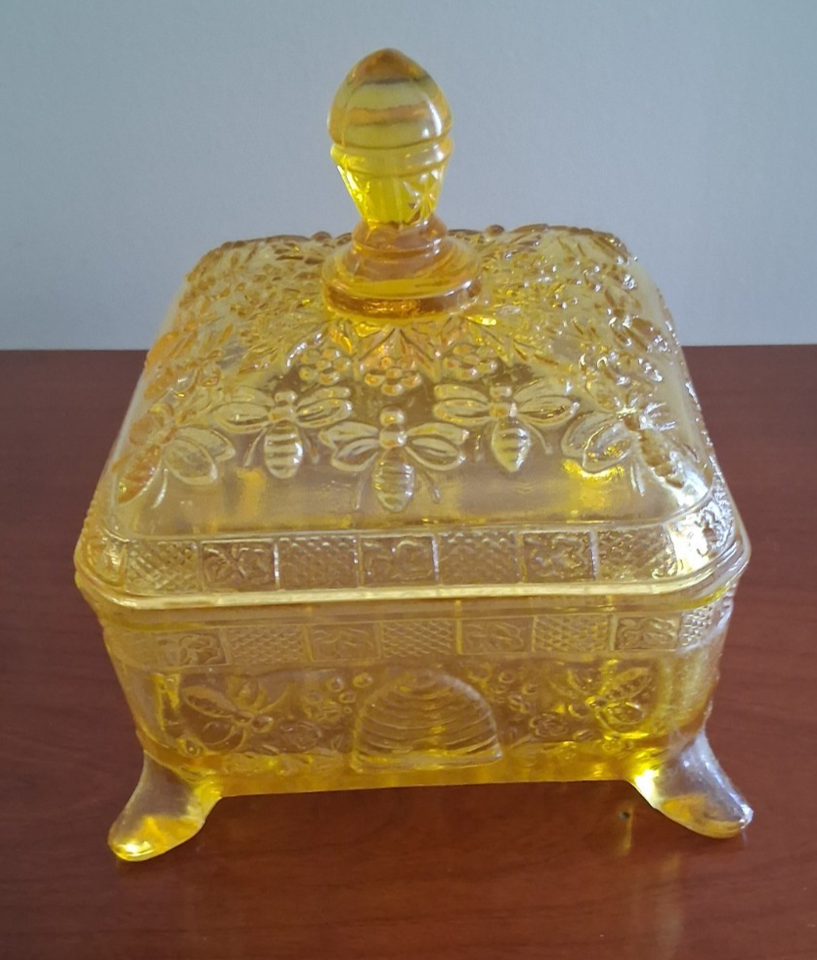 Tiara Honey Bee Candy Dish