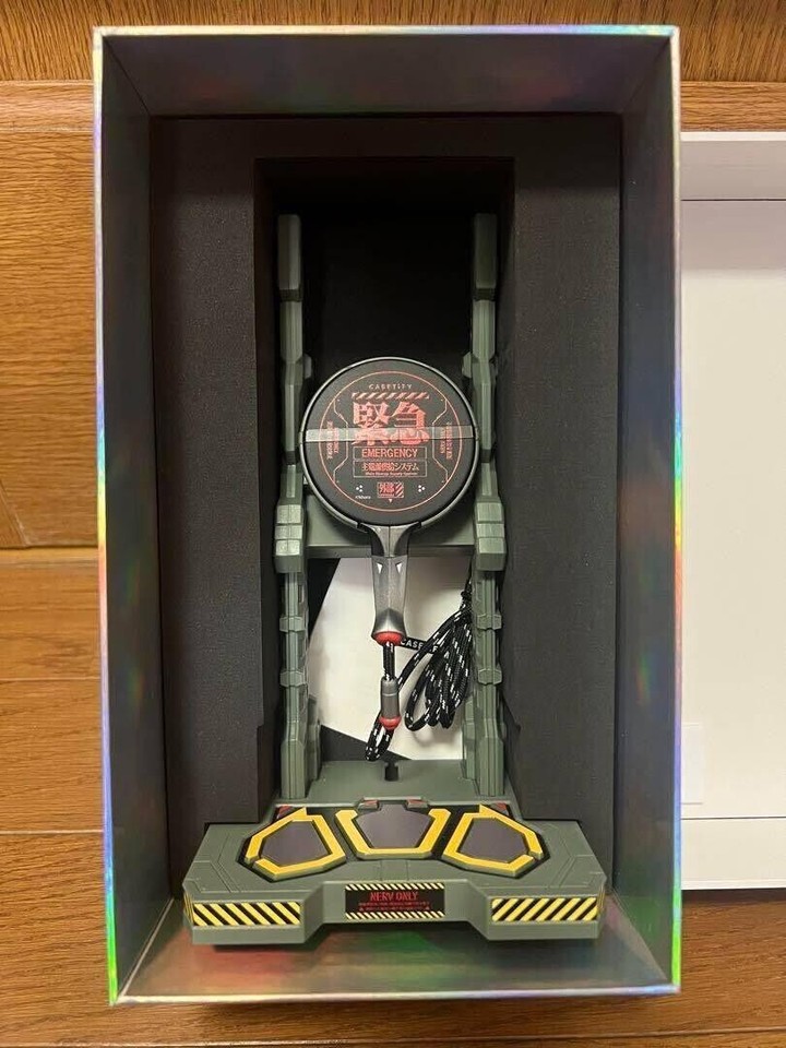 CASETiFY Evangelion Test Type-01 Collectible Wireless Charging Stand ...