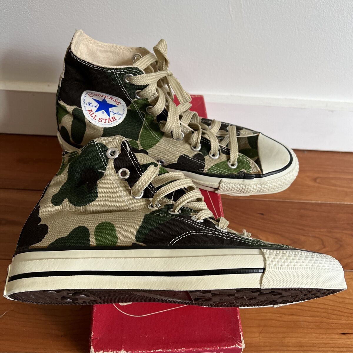 VTG 80s Converse all star Hi Top camouflage deadstock W/ Box VTG 80s Converse all star Hi Top camouflage deadstock W/ Box
