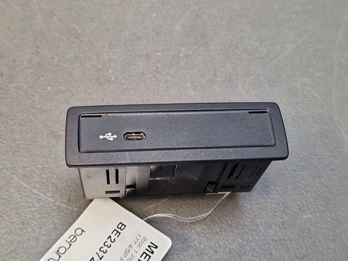 Prise USB-C / boitier communication - Mercedes Classe A177 - 2478203902 ...
