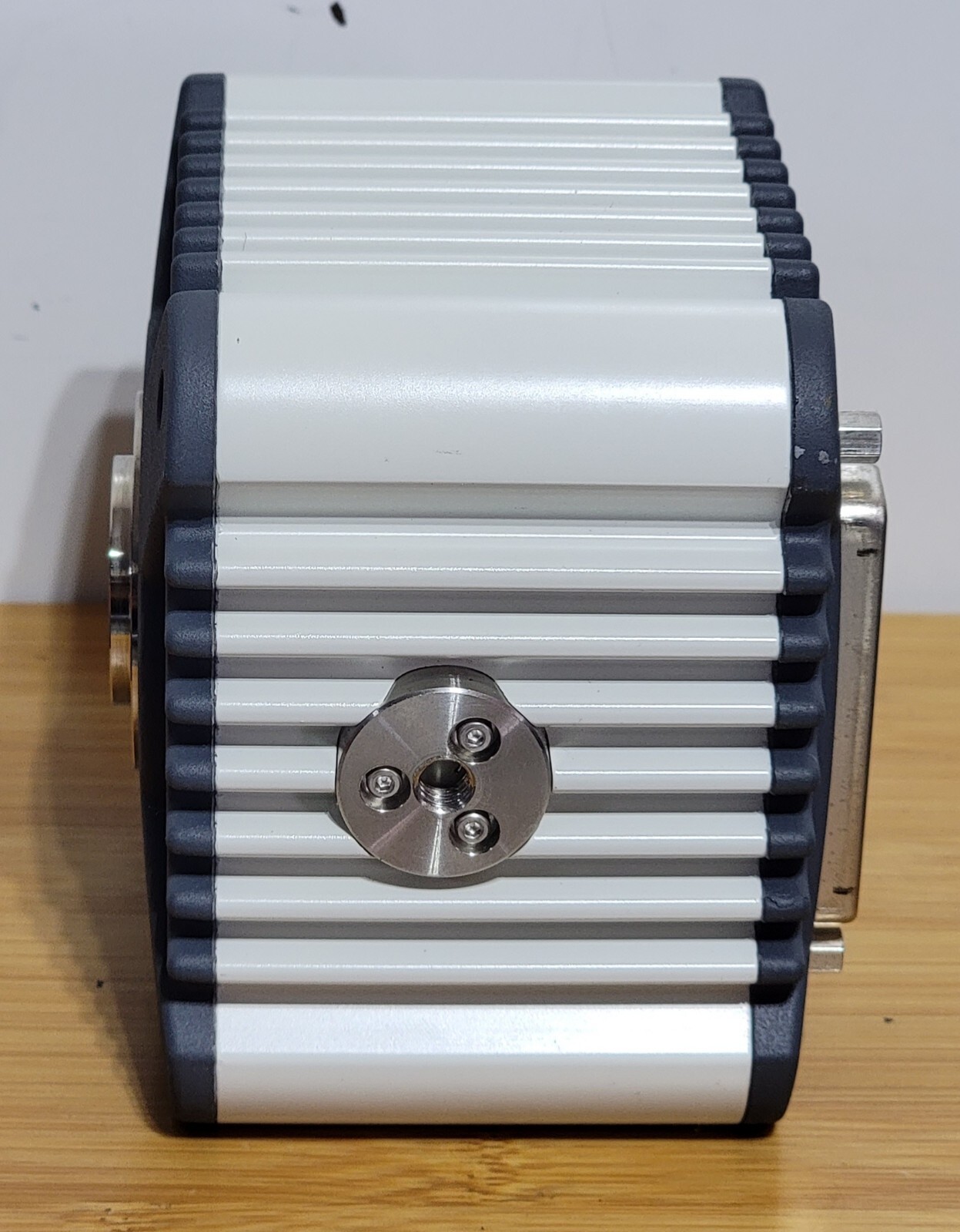 Hamamatsu ORCA-ER C4742-95 High Resolution Cooled CCD Camera | eBay