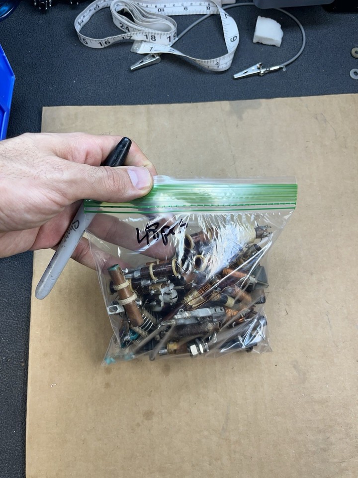 LOT OF 48 ADJUSTABLE VARIABLE INDUCTOR RF CHOKE RADIO ANTENNA FERRITE ...