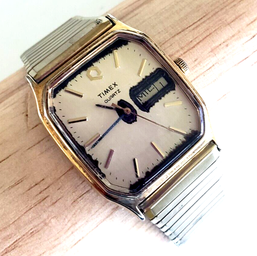 Timex T 28 W Cell Day Date Quartz Mens Wrist Watch for Parts or Repair ...