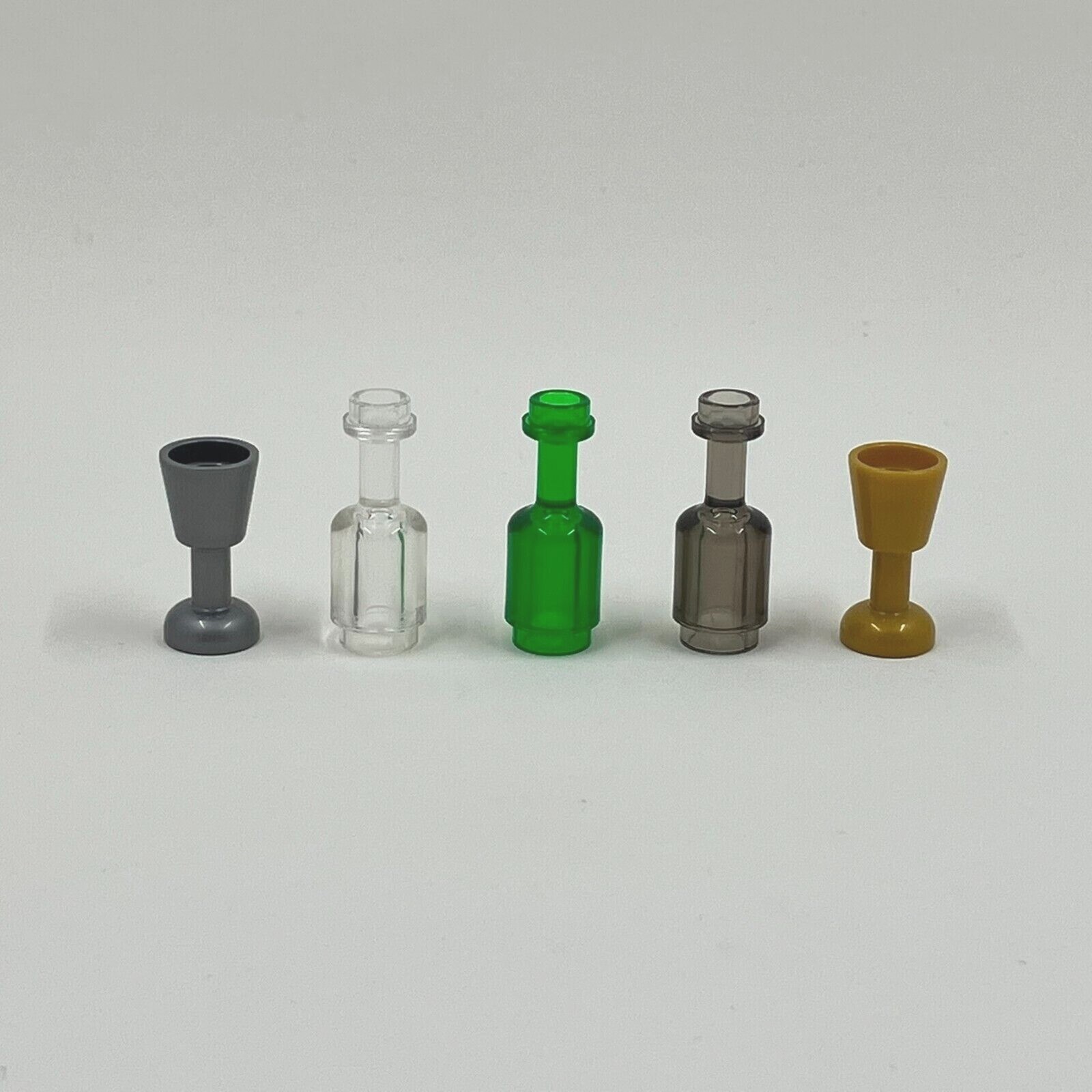 LEGO Pirates! Minifigures, Treasure, Maps, Flag, Monkey, Shark, Weapons ...