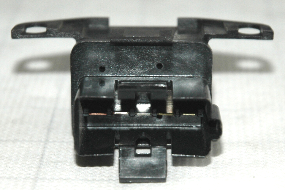 1982 Corvette Fuel Pump & Air Cleaner Relay | 14039681 | Carburetor ...