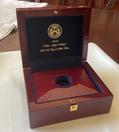 2009 Ultra High Relief double Eagle Gold Coin Display storage Case Box ...
