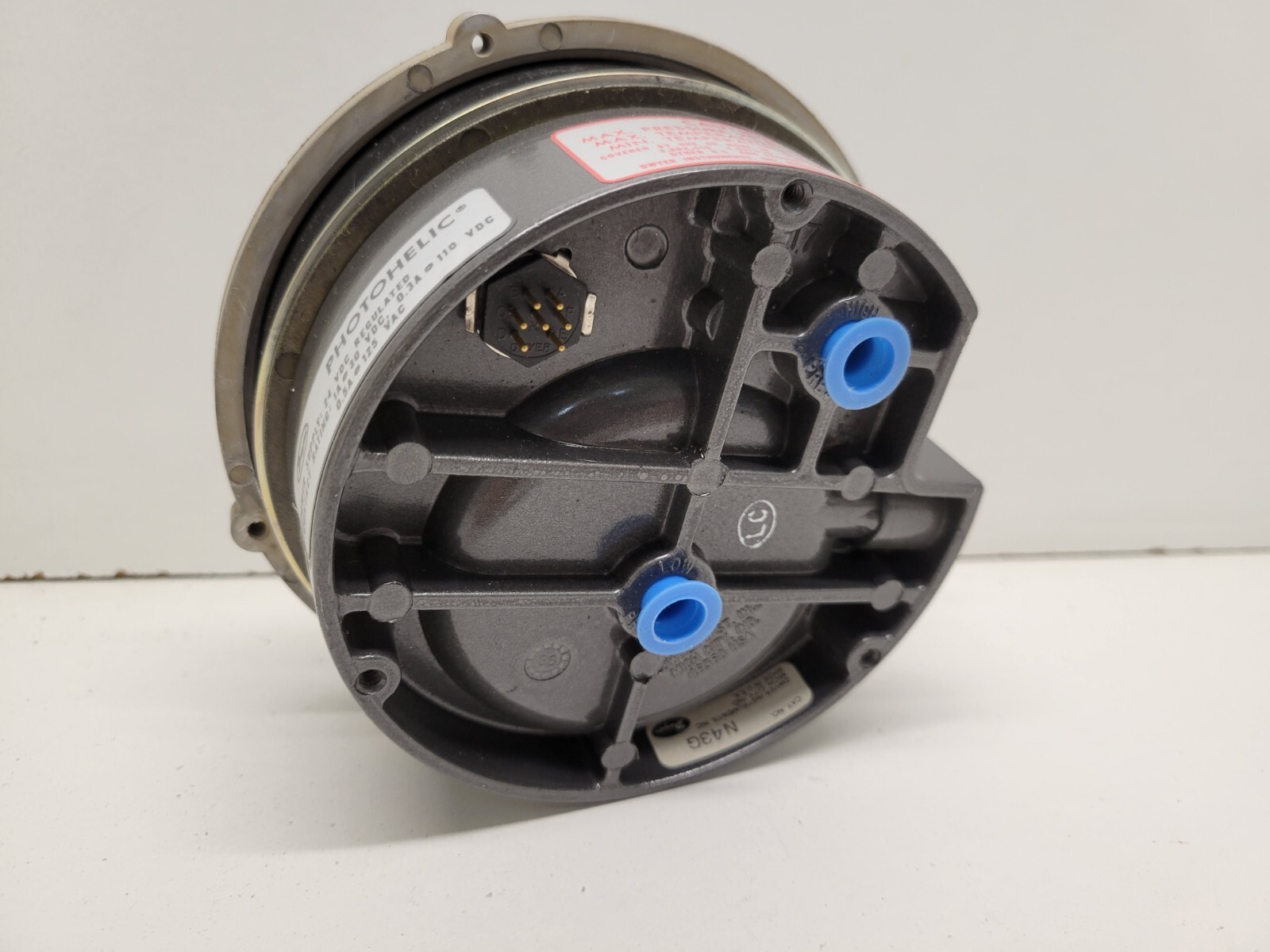 NEW OLD STOCK! DWYER PHOTOHELIC DIFFERENTIAL PRESSURE GAUGE 3010-MRS | eBay