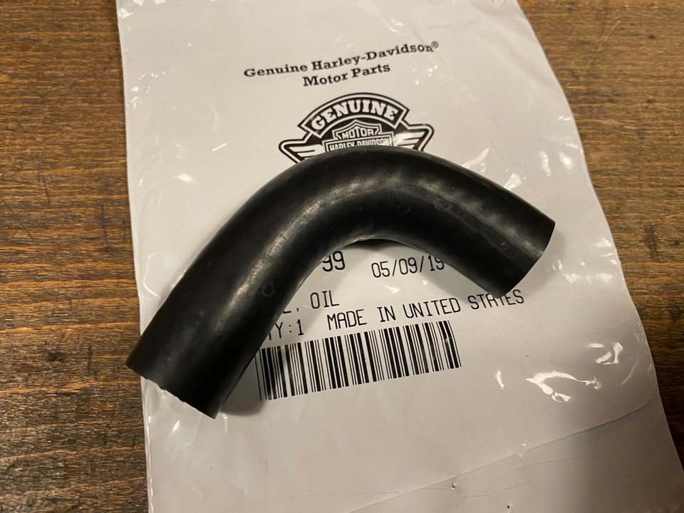 62726-99 ENTL. FORMSCHLAUCH GETRIEBE HARLEY® DYNA® 1999-2005 FXD® FXDWG ...
