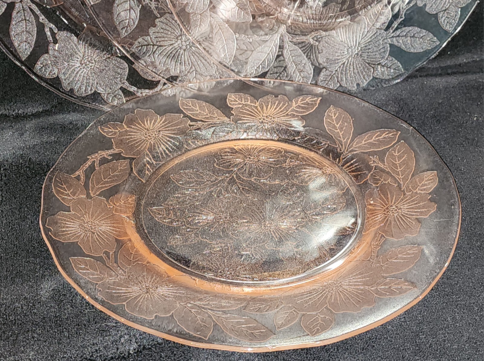 Mac Beth Evens Lot Of 4 Pink Dogwood Depression Glass 8" Lunch Plates ...