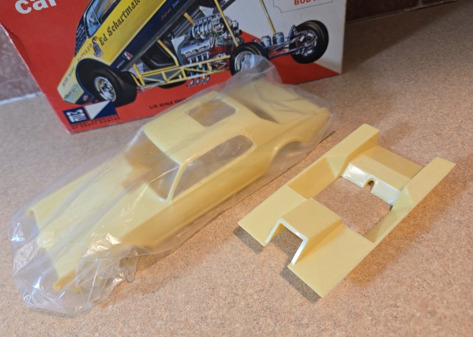 Vintage OPEN BOX! MPC Air Lift Rattler Model Kit in 1/25 Scale ...