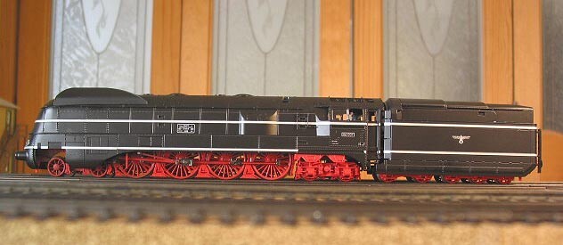 BRAWA DIGITAL HO 40212 DEUTSCHE REICHSBAHN STREAMLINED 4-8-4 STEAM LOCO ...