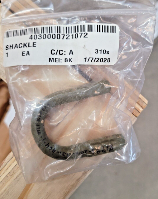 BELL HELICOPTER MODEL UH1F SHACKLE NSN 4030-00-072-1072 204-031-464-1 ...