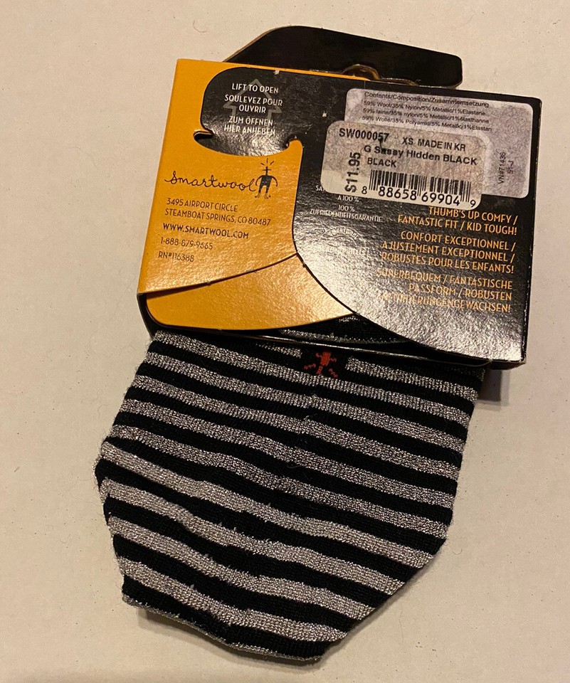 Smartwool Kids LifestyleFootie Socks Size Kids 6-8.5 XS/TP Black/Silver ...