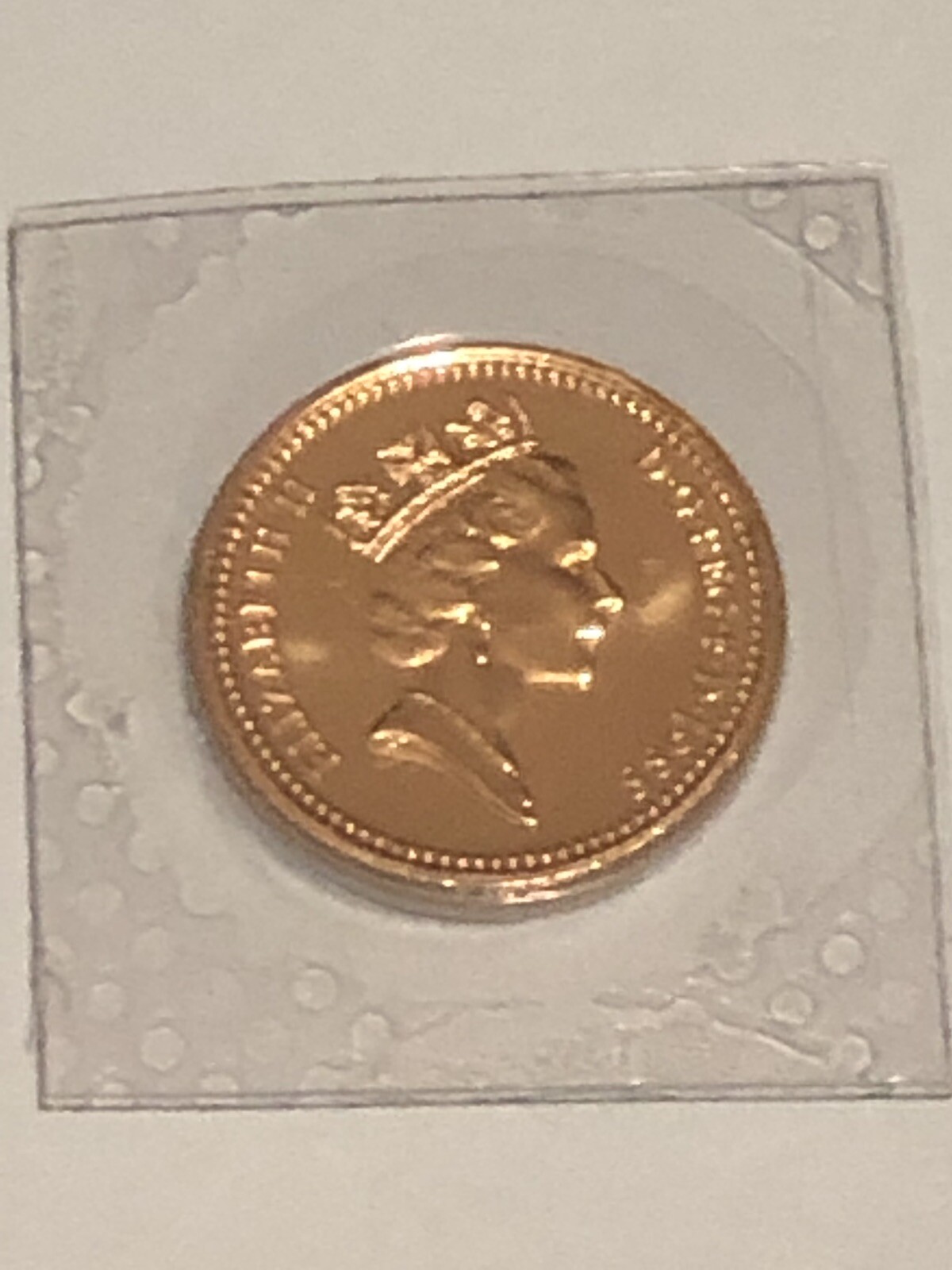 1988 £1 Old Round One Pound Coin Crown Shield of Royal Arms ...