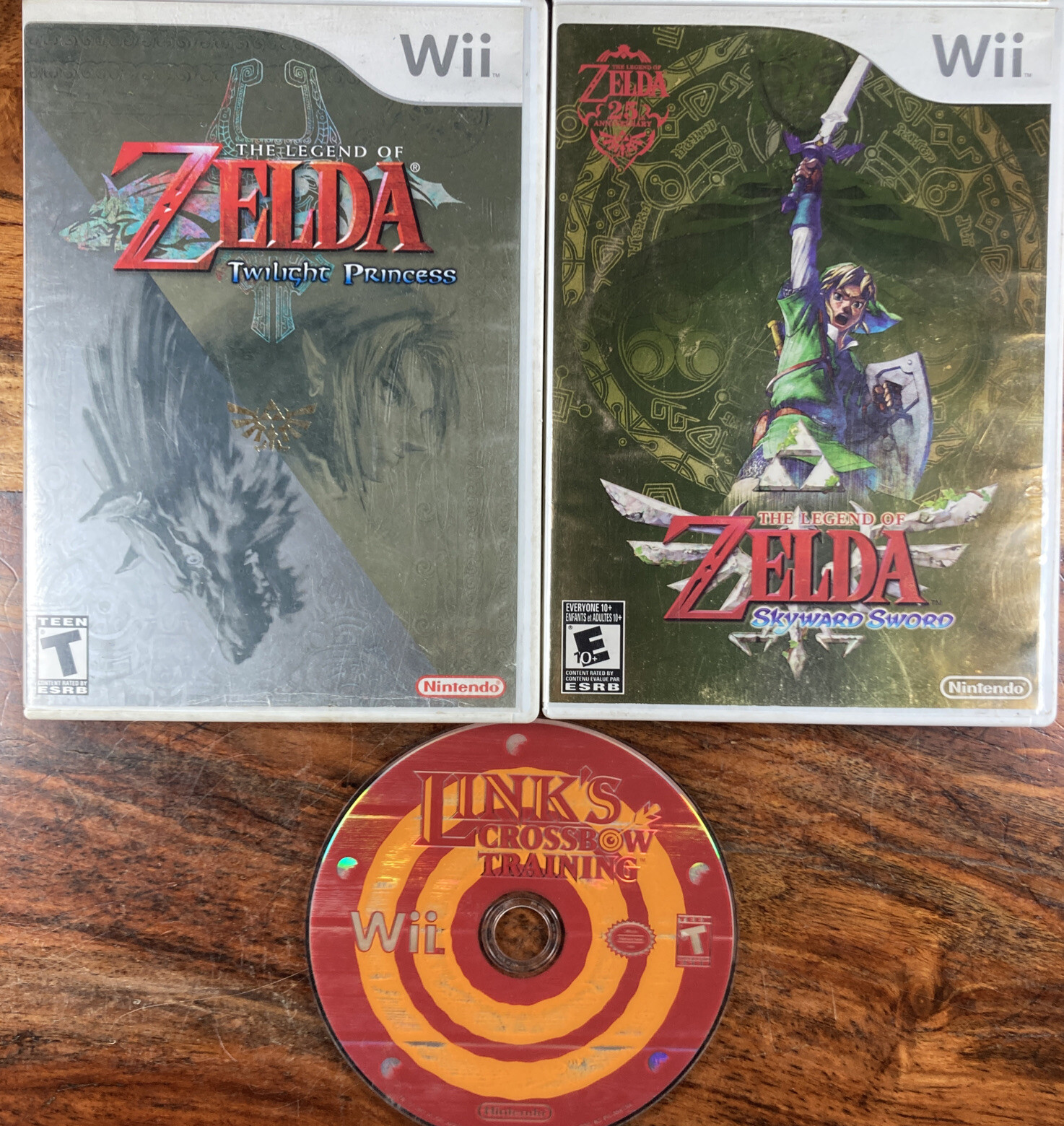 Legend of Zelda: Skyward Sword & Twilight Princess + Link's Crossbow ...