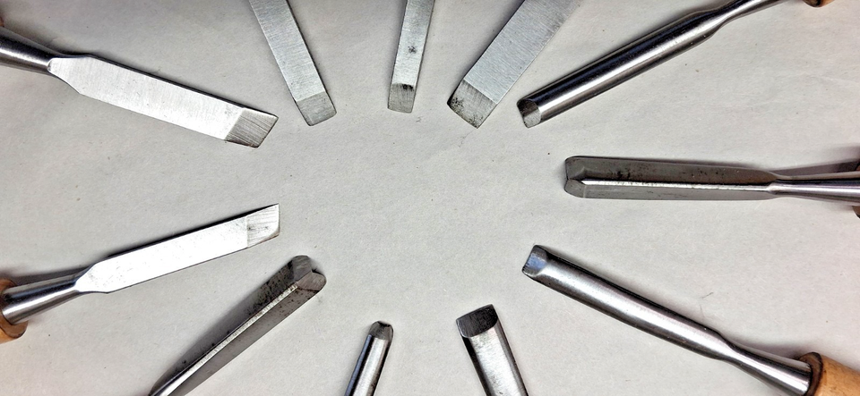 Wood Carving Chisels, Lot of 11 sharp chisels, in Box, all are ready ...