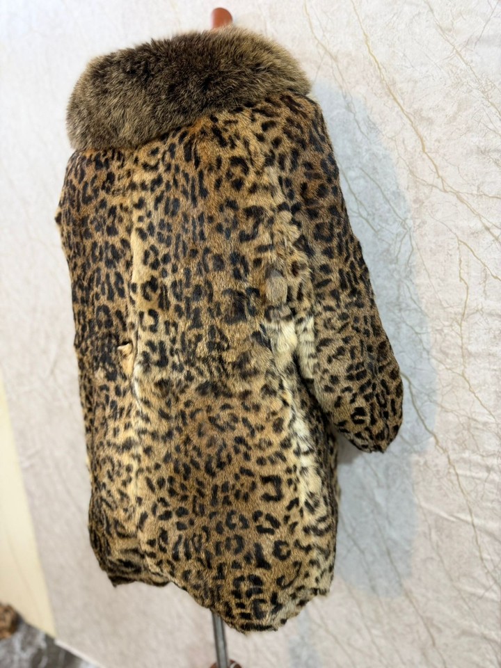 Vintage Real Rabbit Fur Coat – Leopard Print – Fox Collar – Chest 48 ...