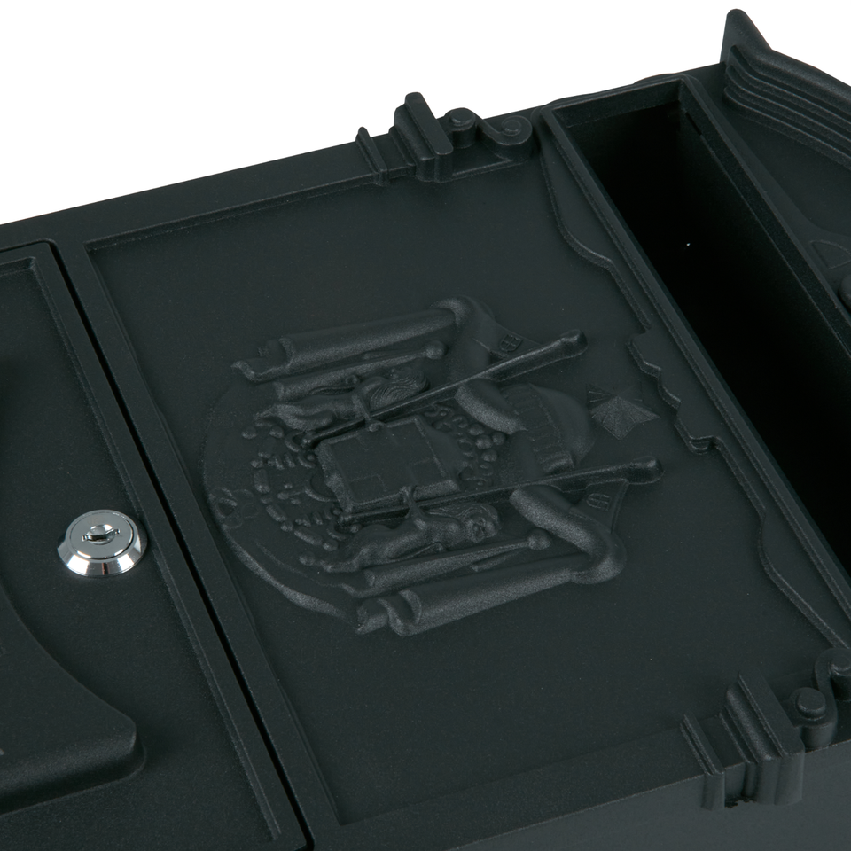 LARGE VINTAGE OUTDOOR LOCKABLE LETTER POST BOX MAILBOX WALL MOUNTED ...