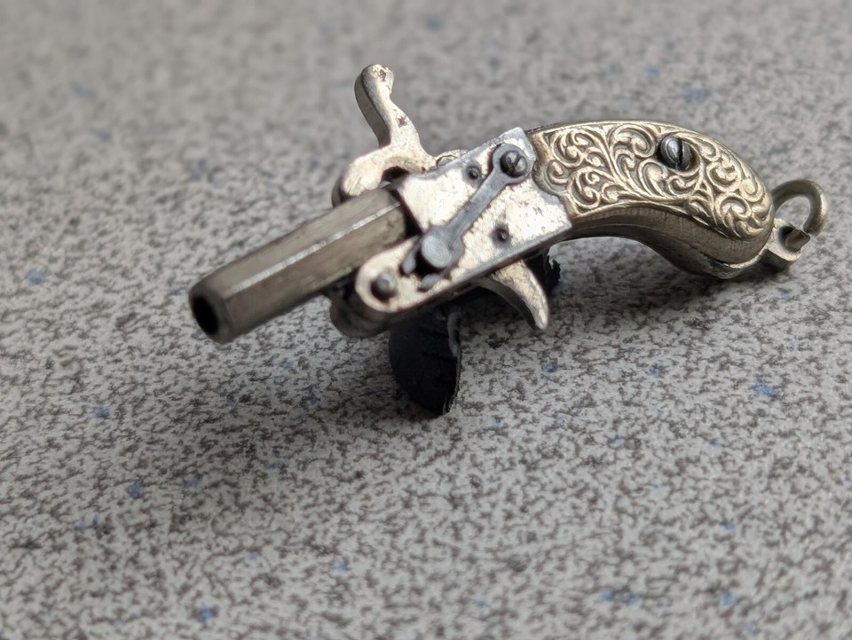 ANTQ PIN FIRED MINI PISTOL DECORATIVE AUSTRIAN CAP GUN KEY CHAIN CHARM ...