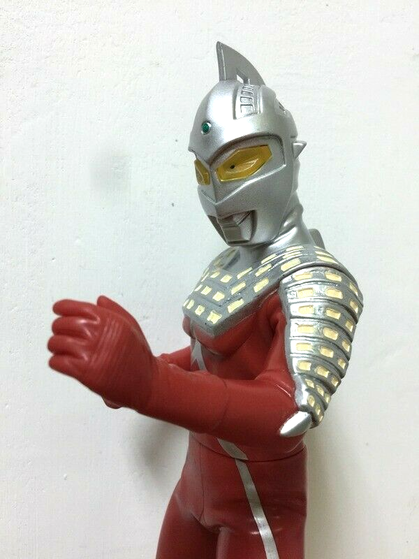 Bandai Banpresto Ultraman Elite series Ultraseven 30cm action figure ...