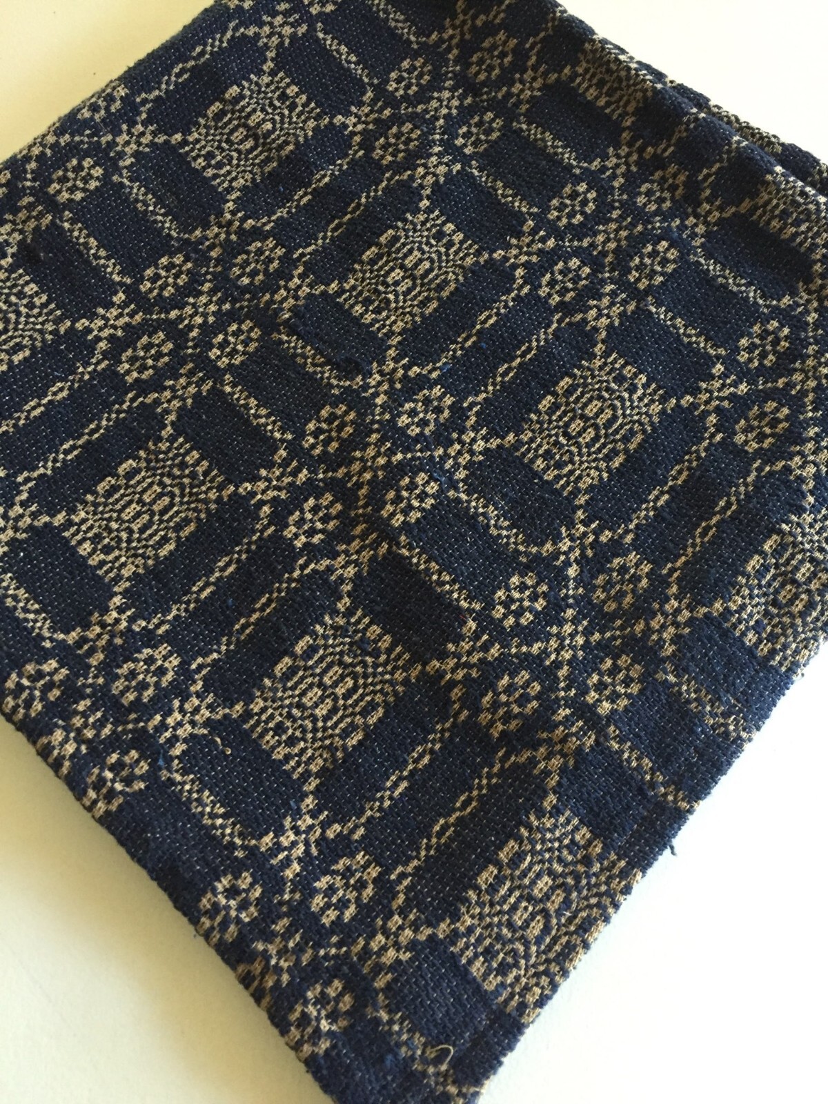 New Primitive Colonial NAVY BLUE LOVERS KNOT TABLE SQUARE Coverlet ...