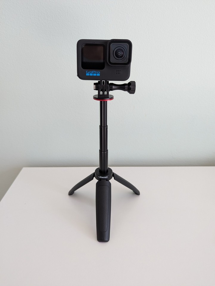 GoPro HERO 10 Black Bundle of Accessories (Screen Cracked But Functions ...