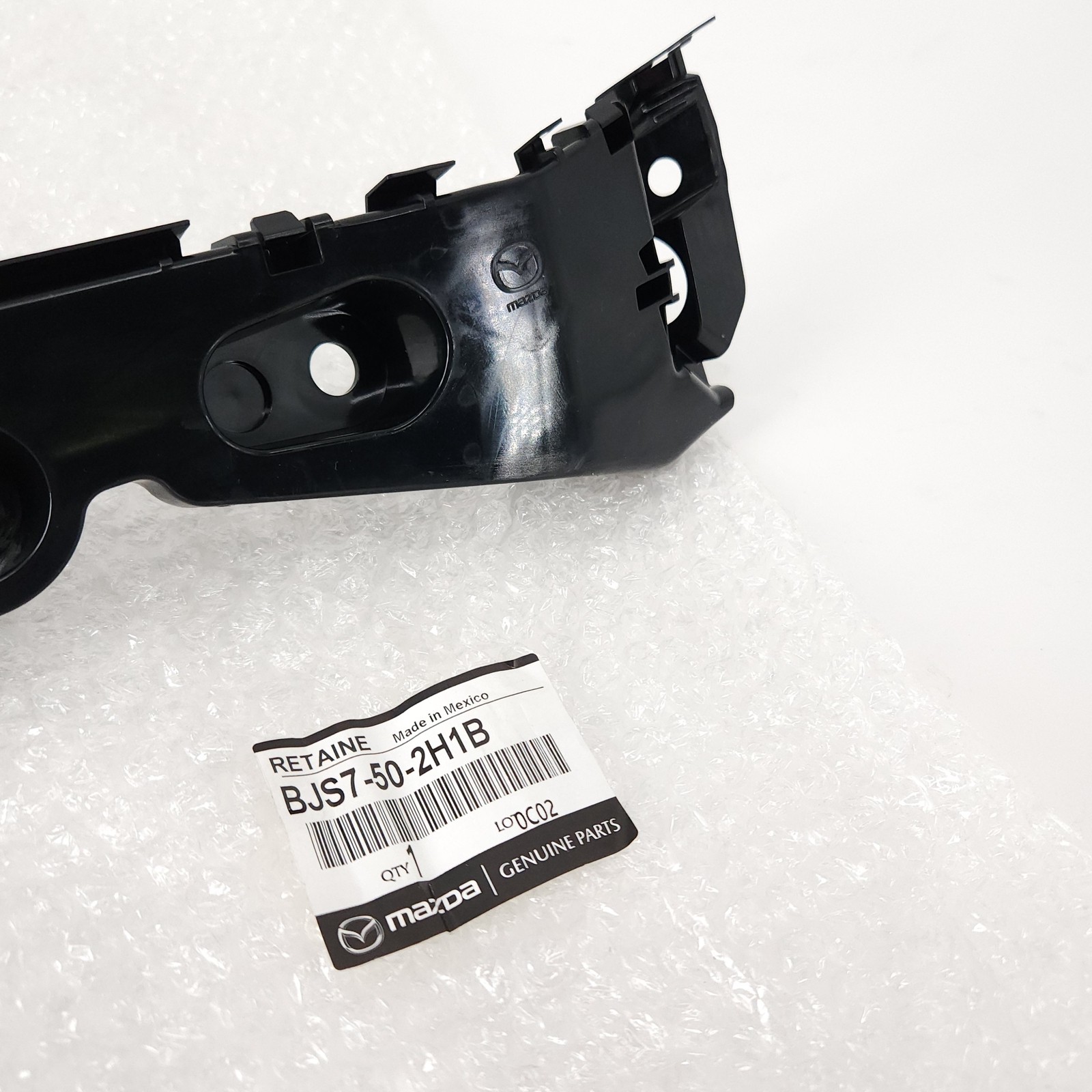 Genuine OEM Mazda BJS7-50-2H1B Passenger RH Rear Bumper Retainer ...