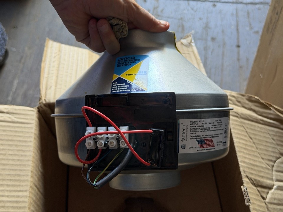 Fantech FG Series Round Inline Exhaust Fan, 4" Duct (150 CFM) - 40403 ...