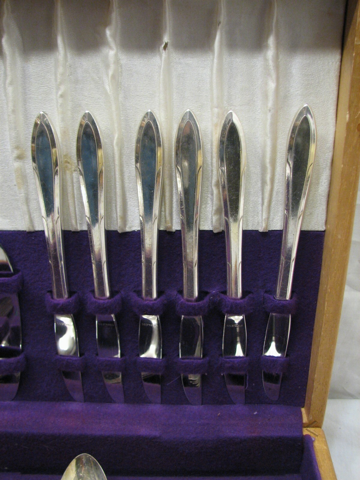 Set Nobility Silver Plate Silverplate Reverie Flatware 65 pcs Service ...