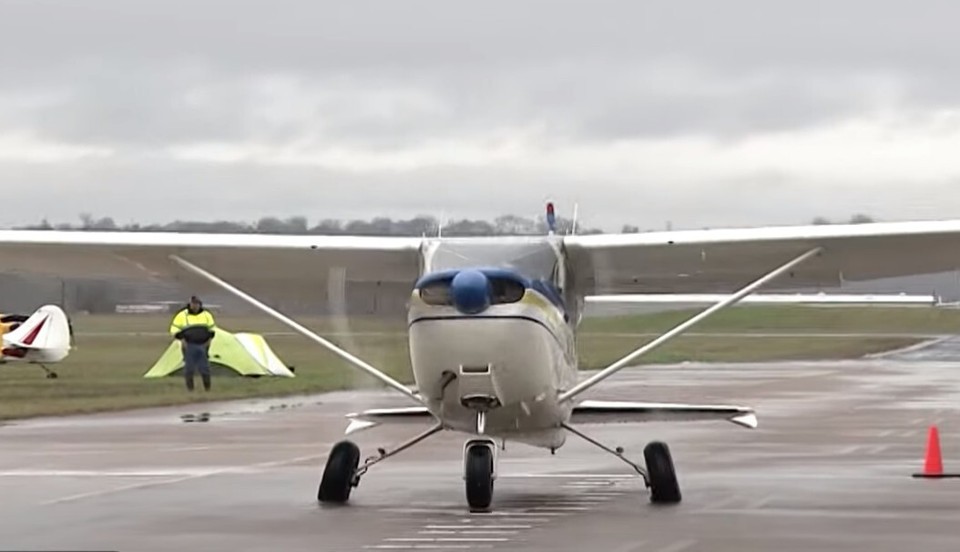 Reinforced C172 C175 Main Gear U-Bolt 0541153 LH or RH | eBay