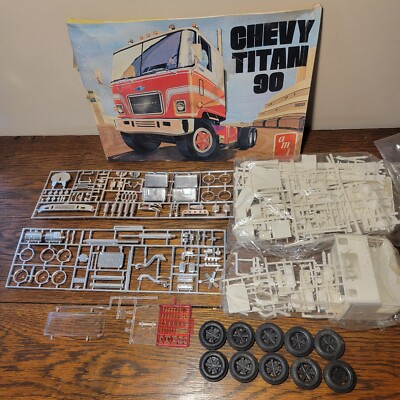 Vintage AMT Chevy Titan 90 Original Issue 1/25 Scale plastic model kit ...