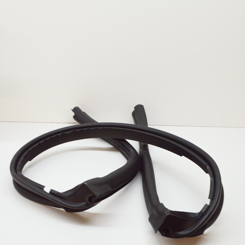NEW MERCEDES-BENZ A W176 FRONT DOOR EDGE GUARD SEAL A1766920076 ...