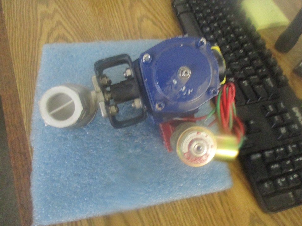 Flow-Tek Aumator Model: SR DA2-5C Pneumatic Actuator. Unused Production ...