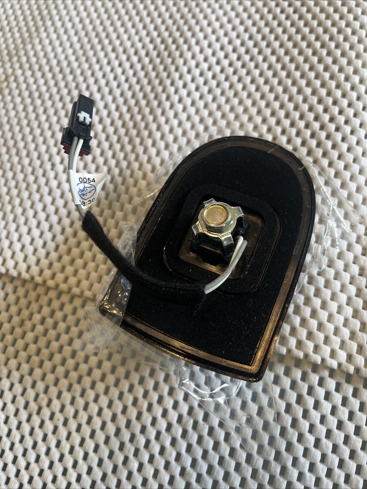 2020-2023 GM Roof Clearance Lamp Part# 84948213 Replaces 84747496 | eBay