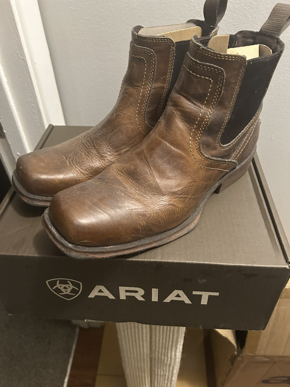 Ariat® Men's Midtown Rambler Barn Brown Square Toe Chelsea Boots ...