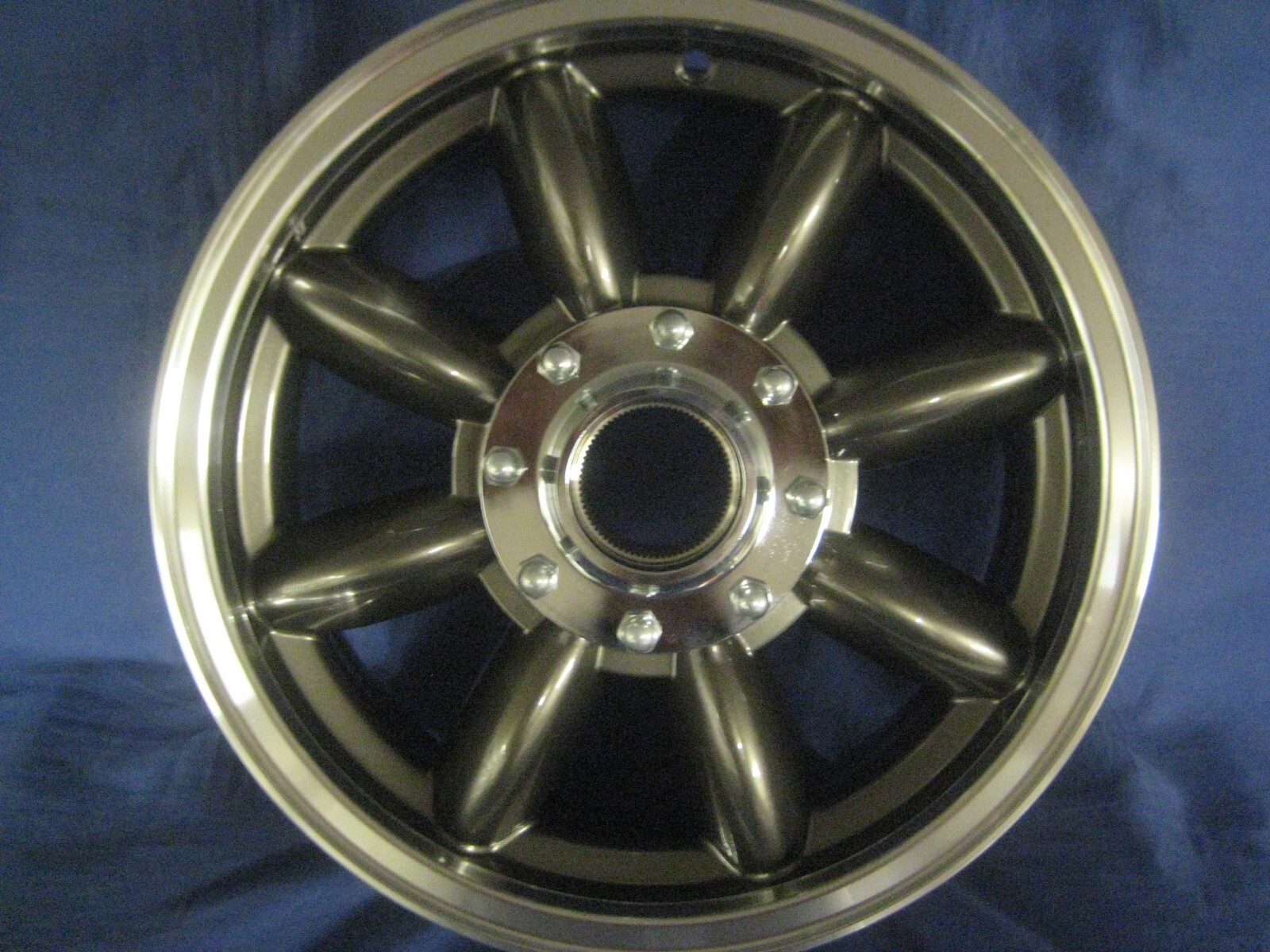 MGB MGC 5.5 X 15 KNOCK ON SPLINED ALLOY WHEELS SILVER POLISHED RIM SET ...