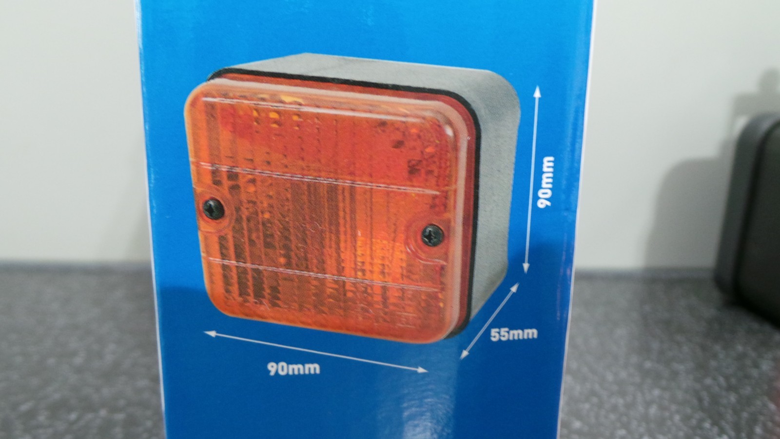 Universal 12v Car/Van/Trailer Approved Square Rear Red Fog Light/Lamp ...