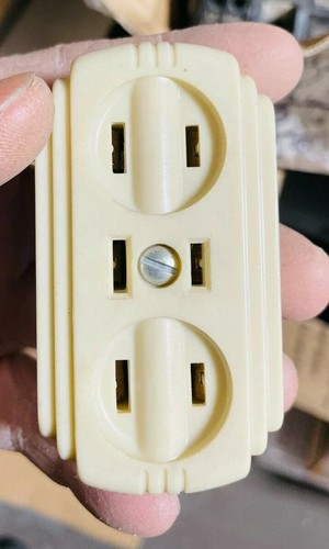 4 PC EAGLE , ART DECO OUTLETS RECEPTACLE PLUG ADAPTER - IVERY BAKELITE ...