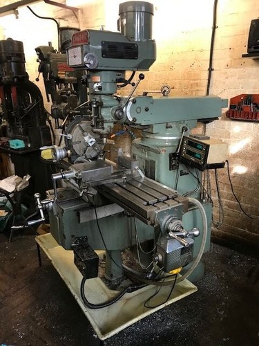 Condor Vertical Milling Machine Ser. No. 1047 with 50 x 10" Table & DR ...