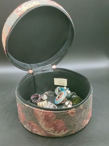 Treasure Chest Jewellery Box + 18 Costume Rings Lucky Dip Vintage ...