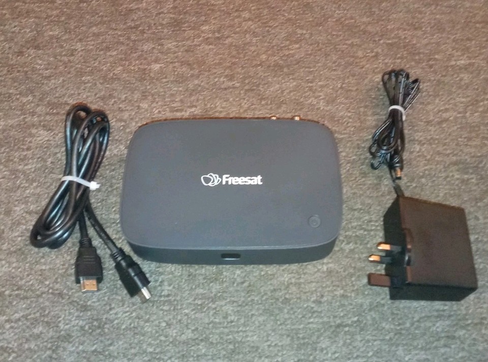 FREESAT UHD4X Smart 4k Ultra HD Set Top Box Non Recordable ...