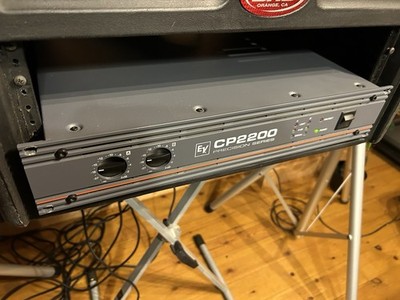 Electrovoice EV CP2200 Precision Series Professional Power Amplifier ...