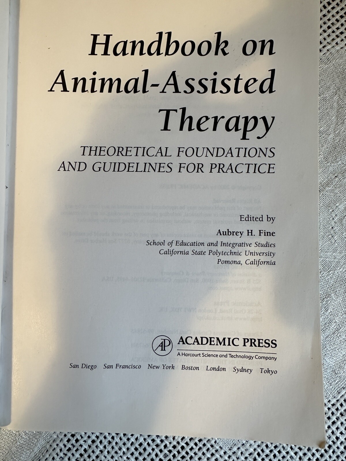 Handbook on Animal Assisted Therapy: Theoretical Foundations and ...